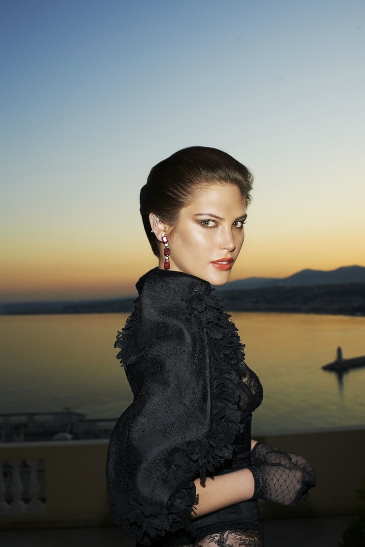 Catherine Mcneil image