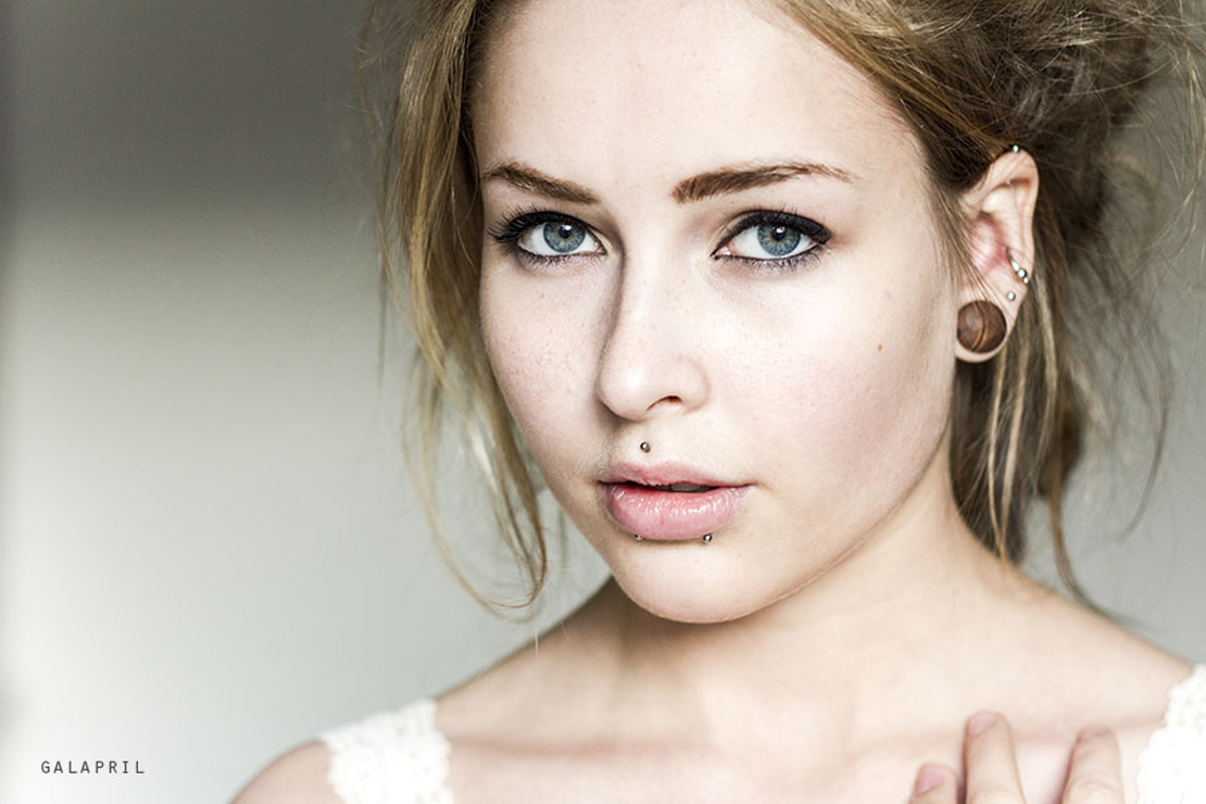 Picture of Anna April