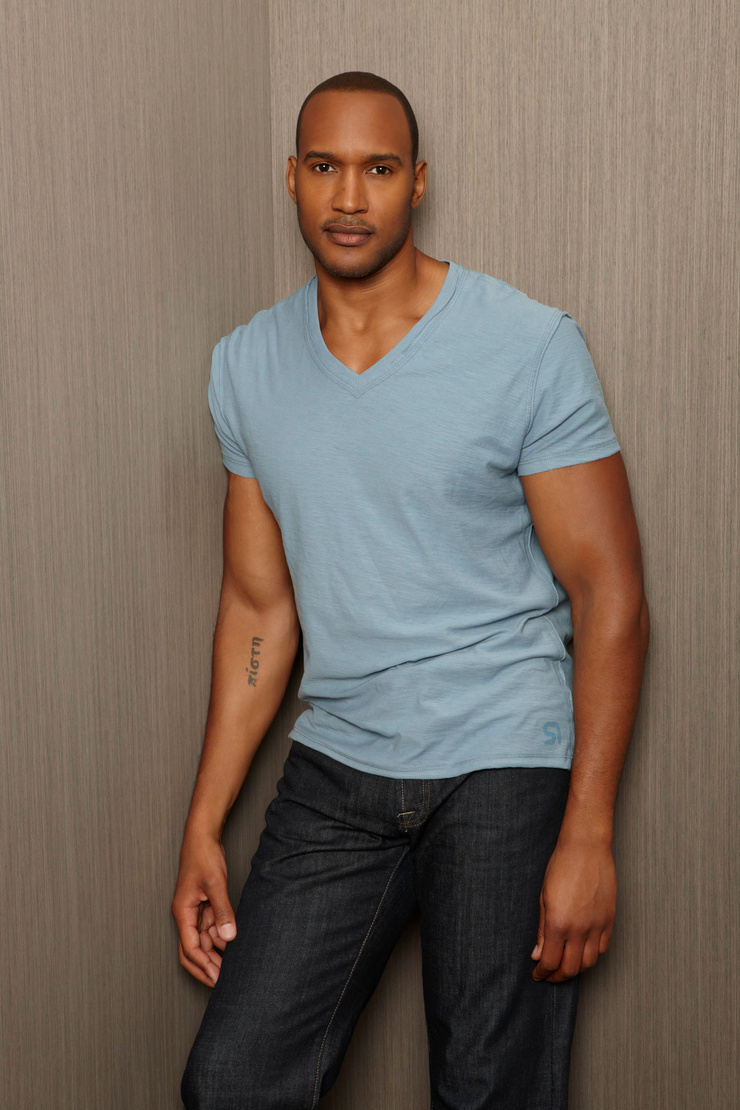 Picture of Henry Simmons