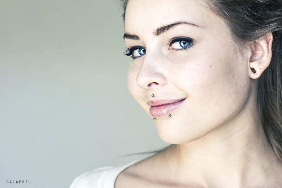 Picture of Anna April