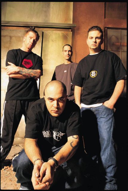 Staind picture