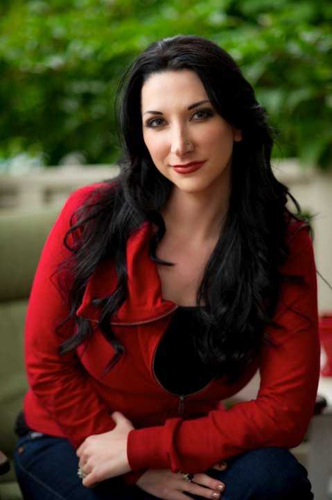Picture of Alluring Look