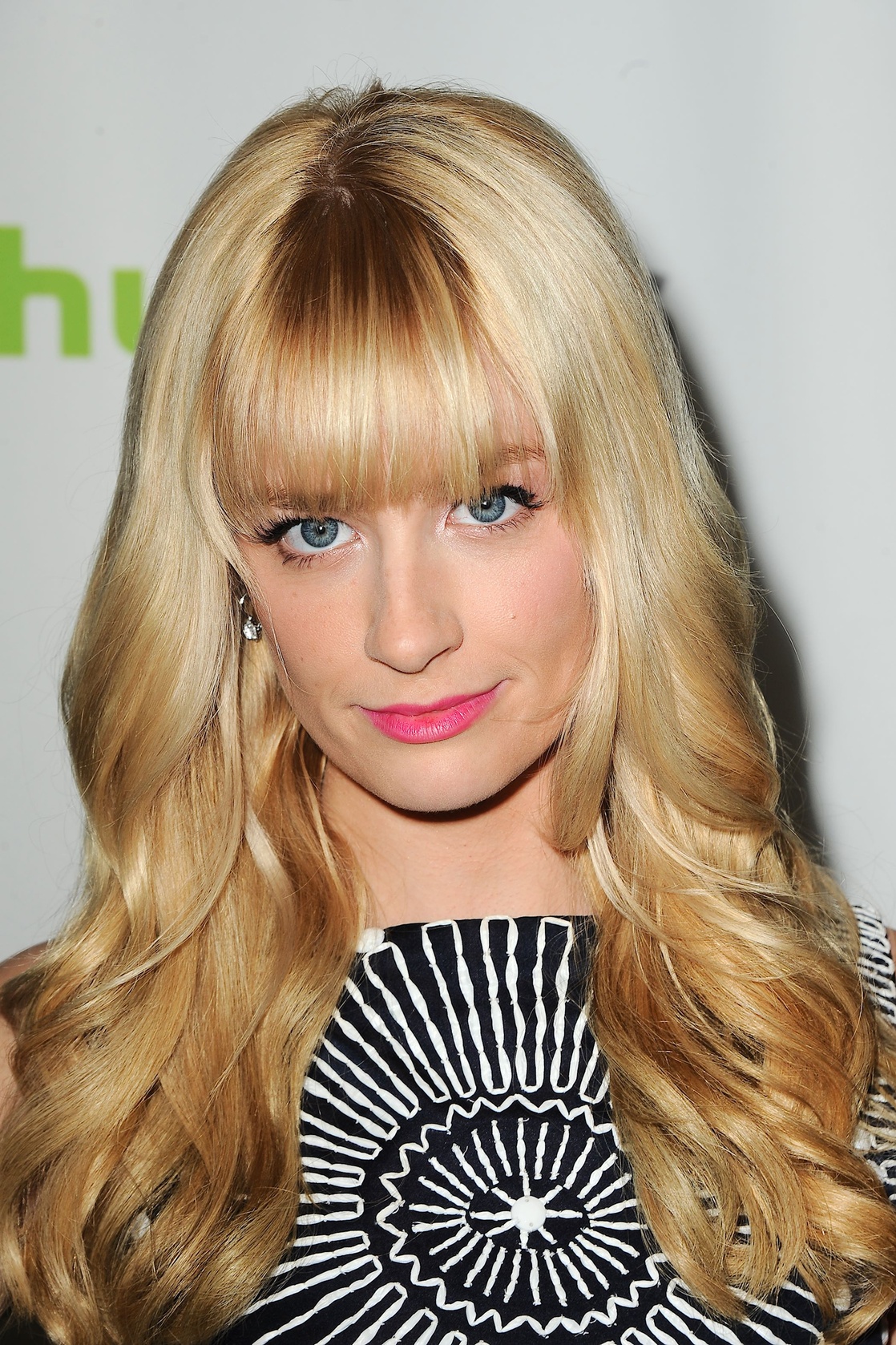 Beth Behrs image