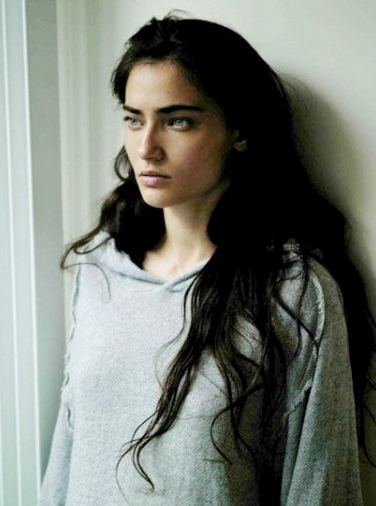 Picture of Saadet Aksoy