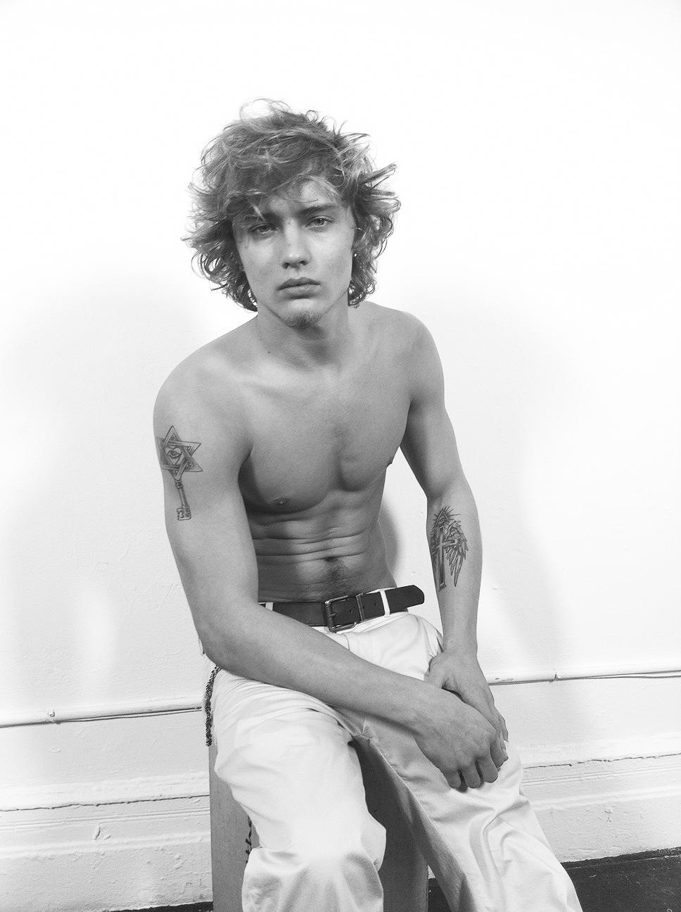 Picture of Justin Barnhill