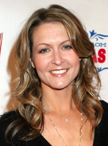 Picture of Ali Hillis