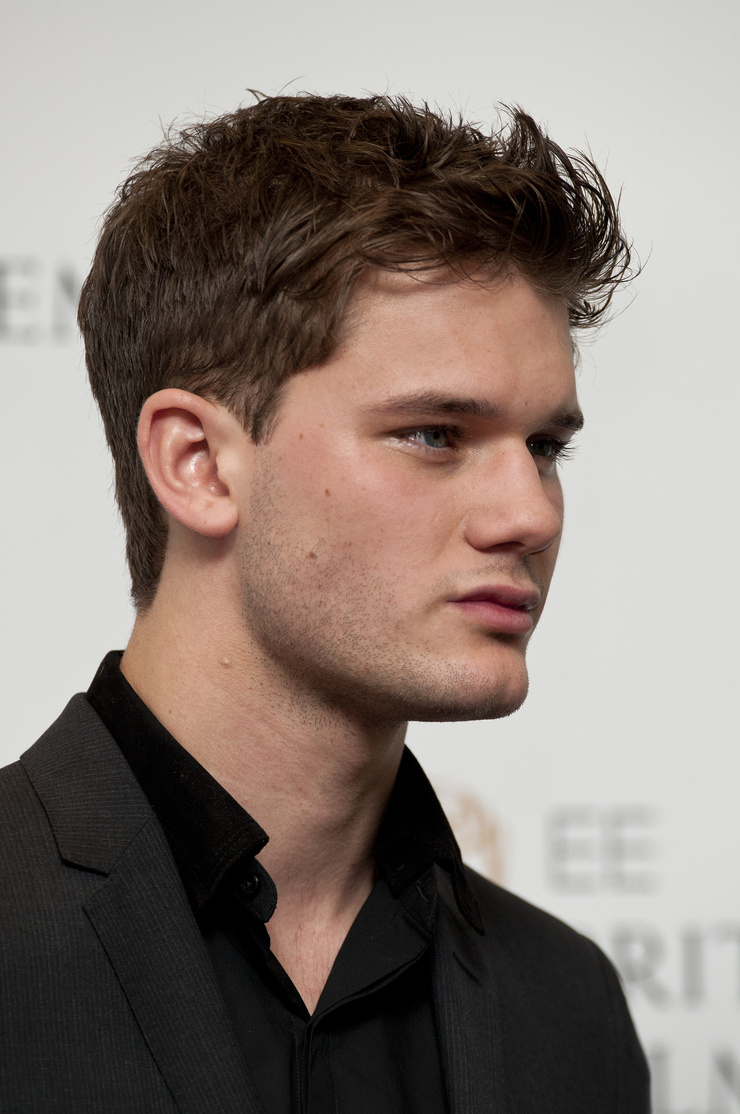 Picture of Jeremy Irvine