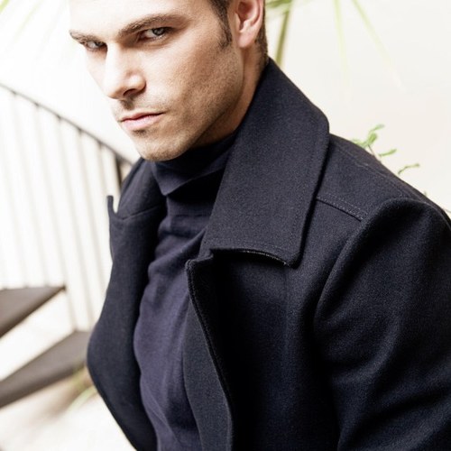 Picture of Shawn Roberts