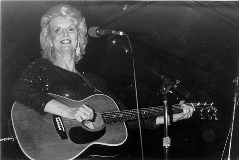 Helen Carter picture