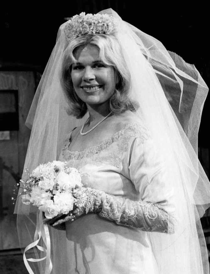 Loretta Swit image