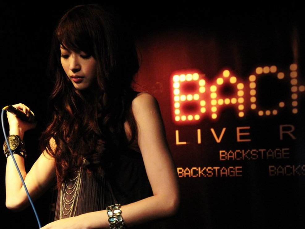 Picture of Shiga Lin