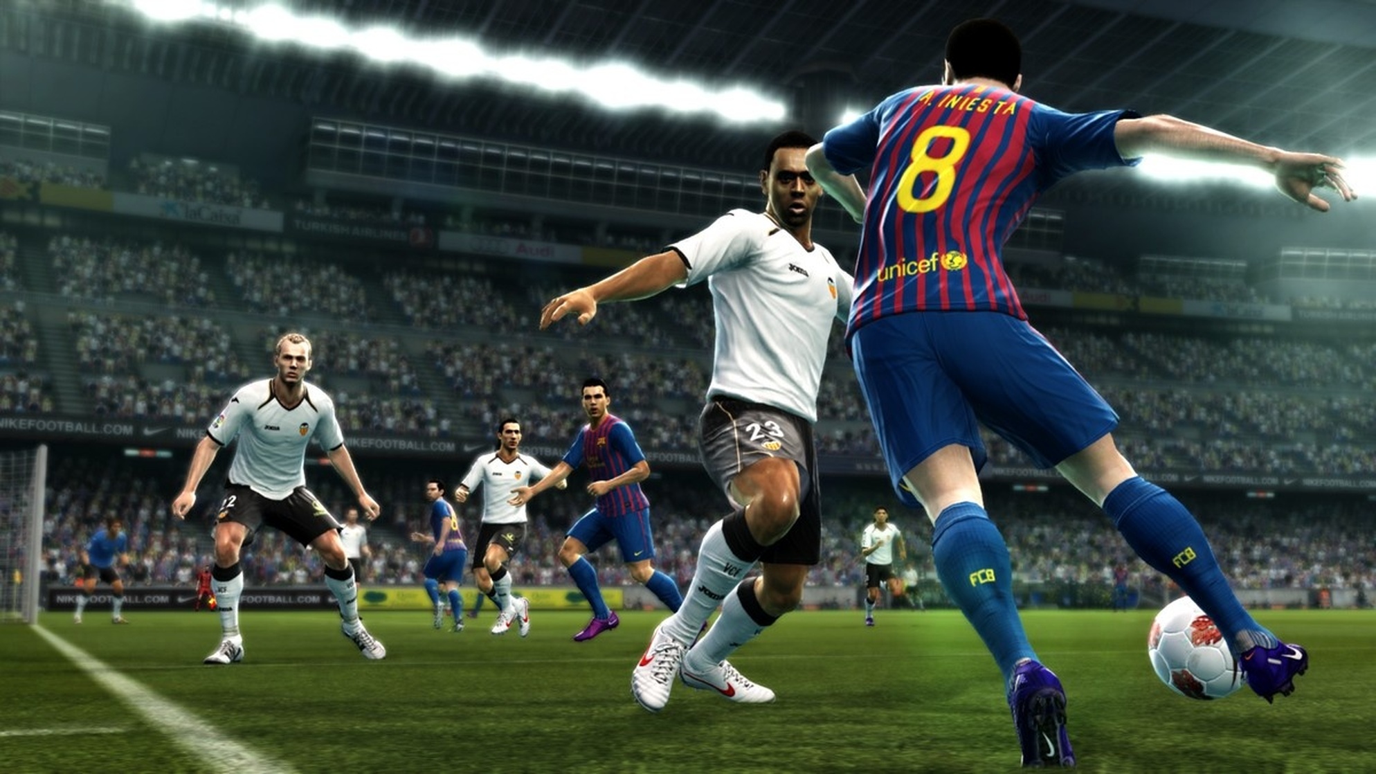 Pro Evolution Soccer 2013 picture