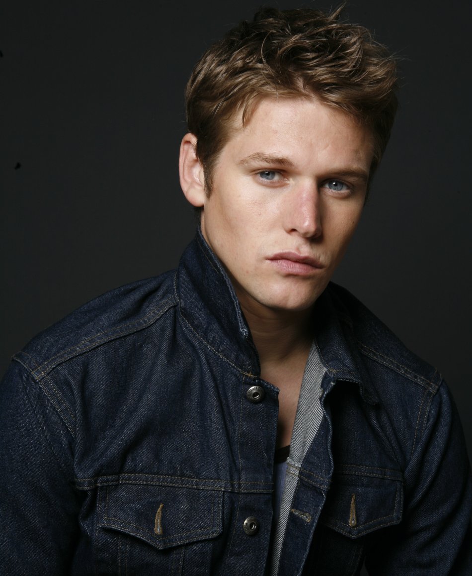 Picture of Zach Roerig