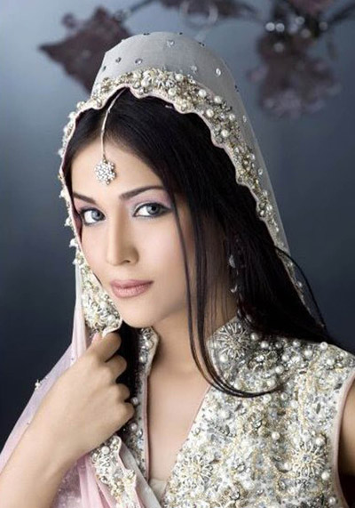 Humaima Malick picture