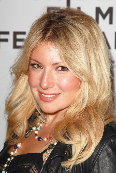 Picture of Ari Graynor