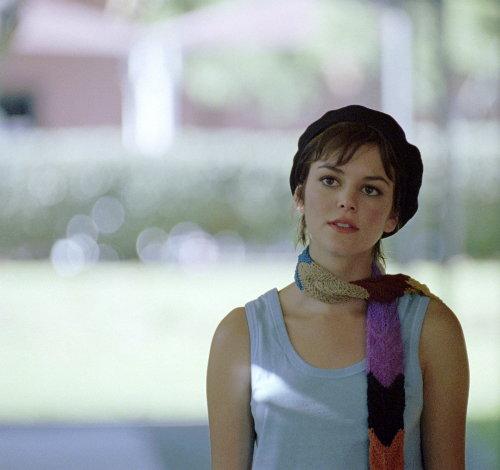 Picture of Nora Zehetner