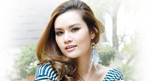 Yayaying Rhatha Phongam image