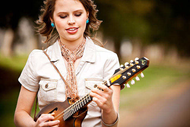 Alisa Walker image