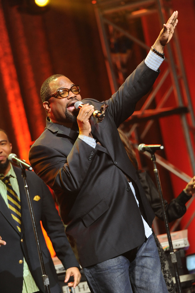 Hezekiah Walker image