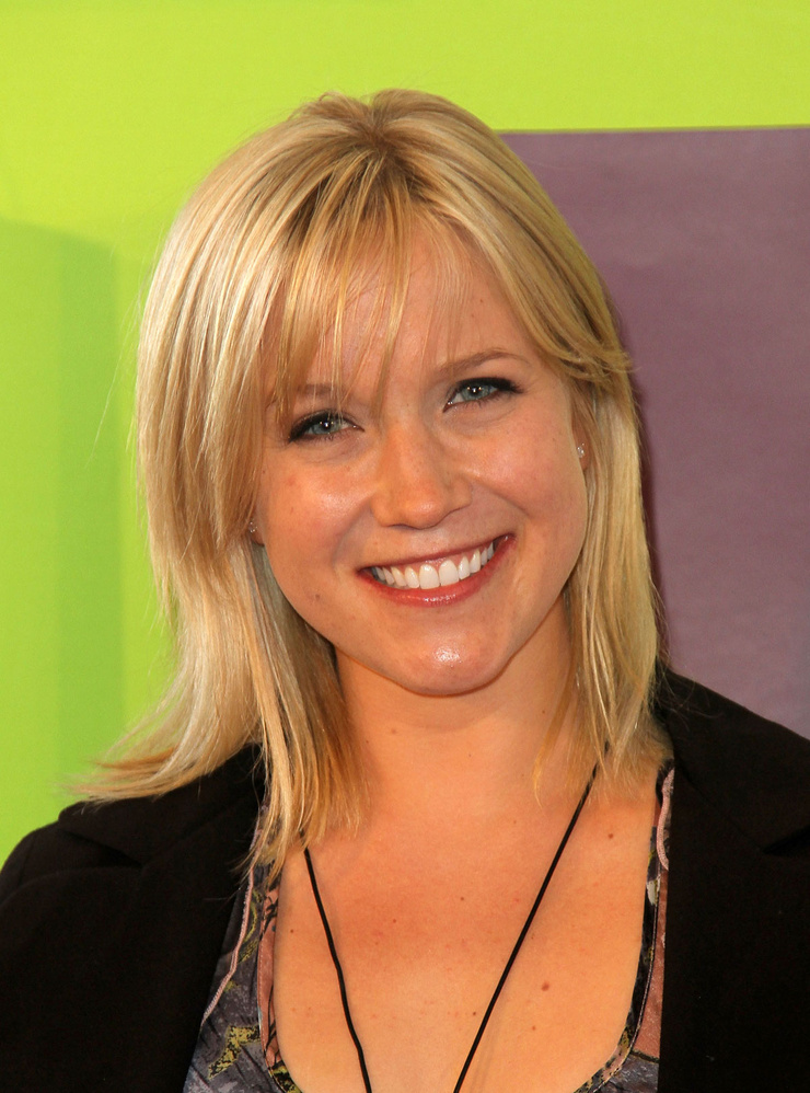 Jessy Schram picture