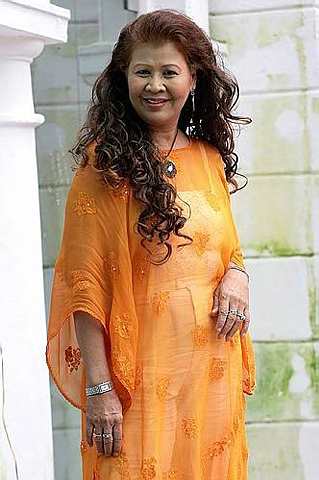 Norlia Ghani picture