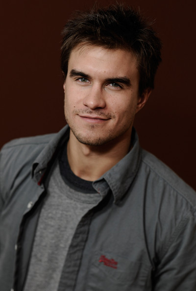 Rob Mayes image