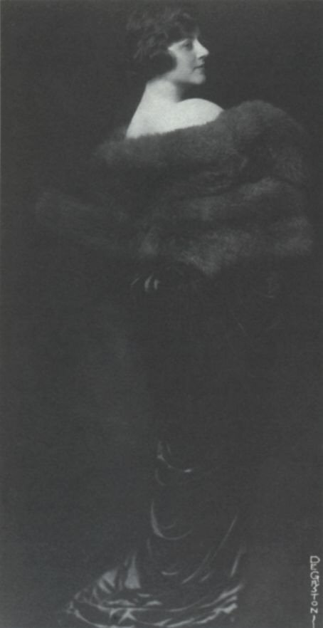Picture of Lillian Lorraine