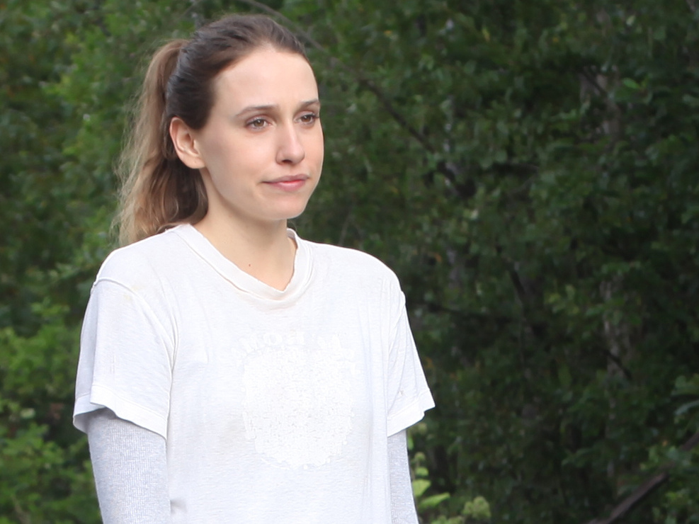 Sarah Sutherland picture