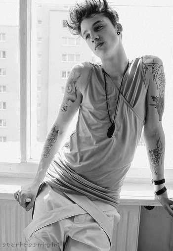 Ash Stymest image