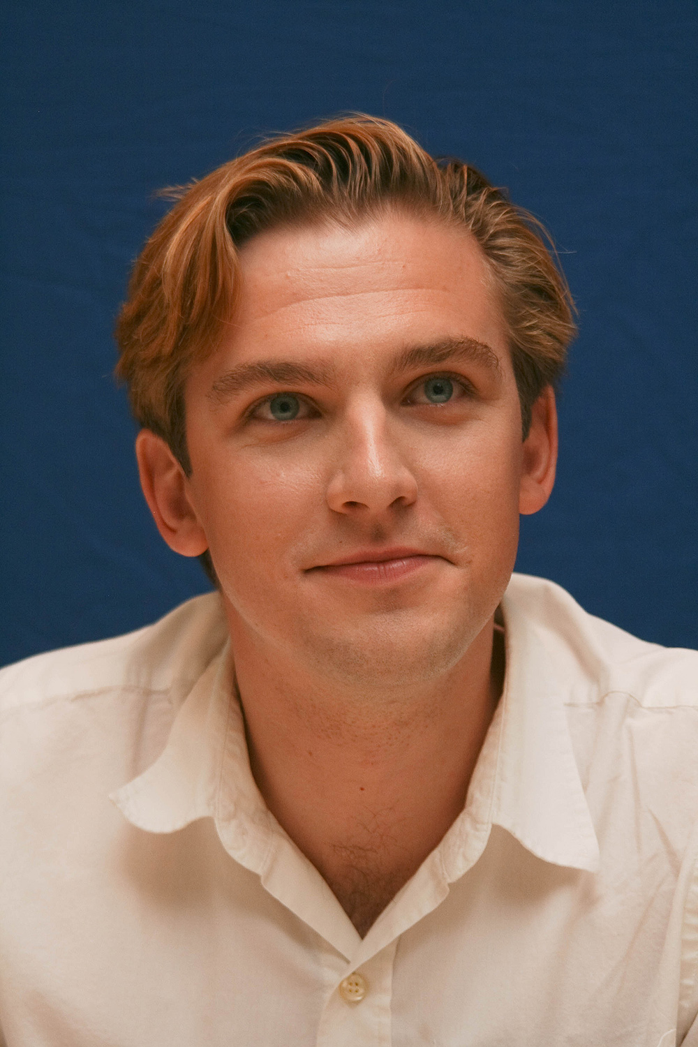 Picture of Dan Stevens