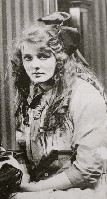 Picture of Alma Taylor
