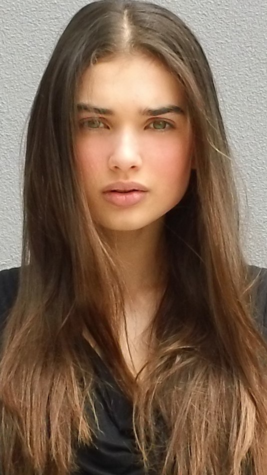Picture of Paris Roberts