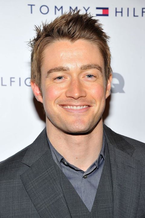 Picture of Robert Buckley