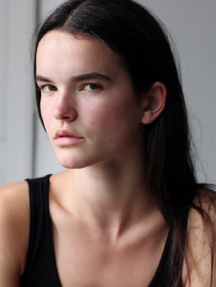 Picture of Zoe Colivas