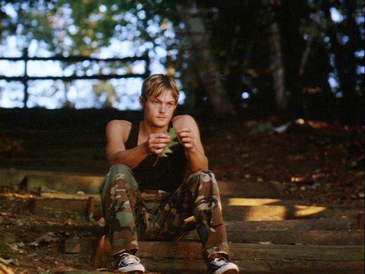 Floating (1997) image