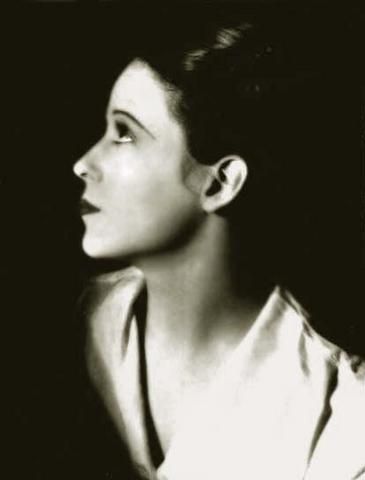 Picture of June Marlowe