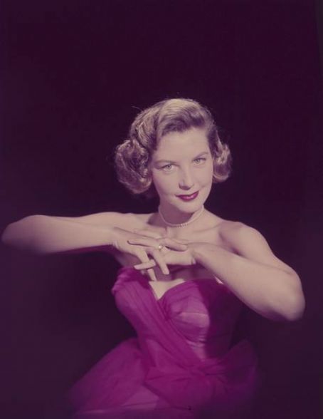 Picture of Barbara Bates