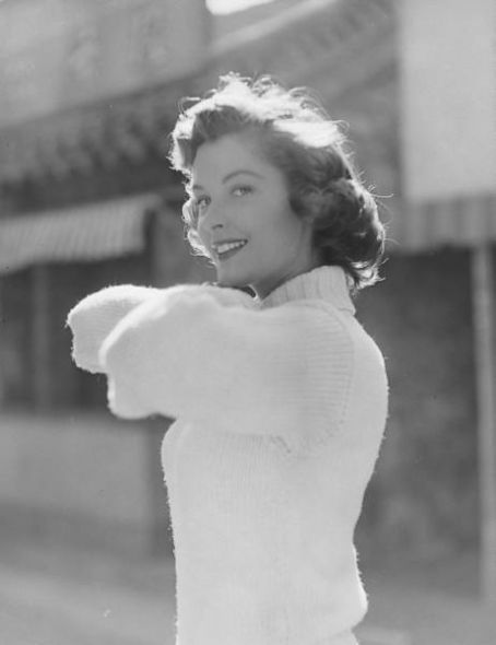 Barbara Bates picture