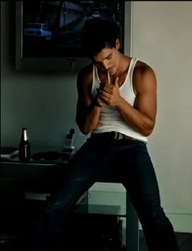 Steven Strait picture