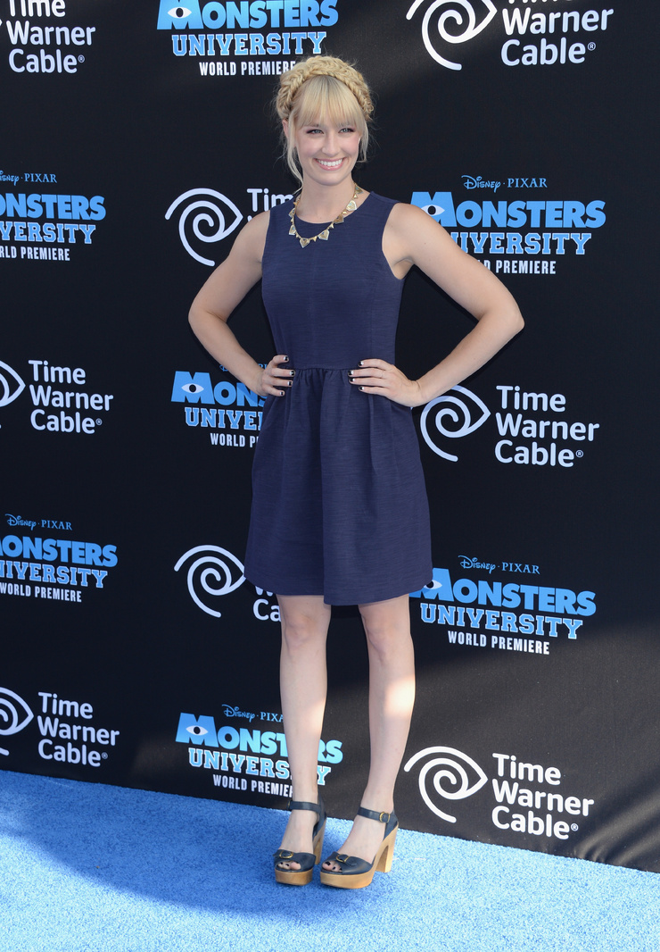 Picture of Beth Behrs