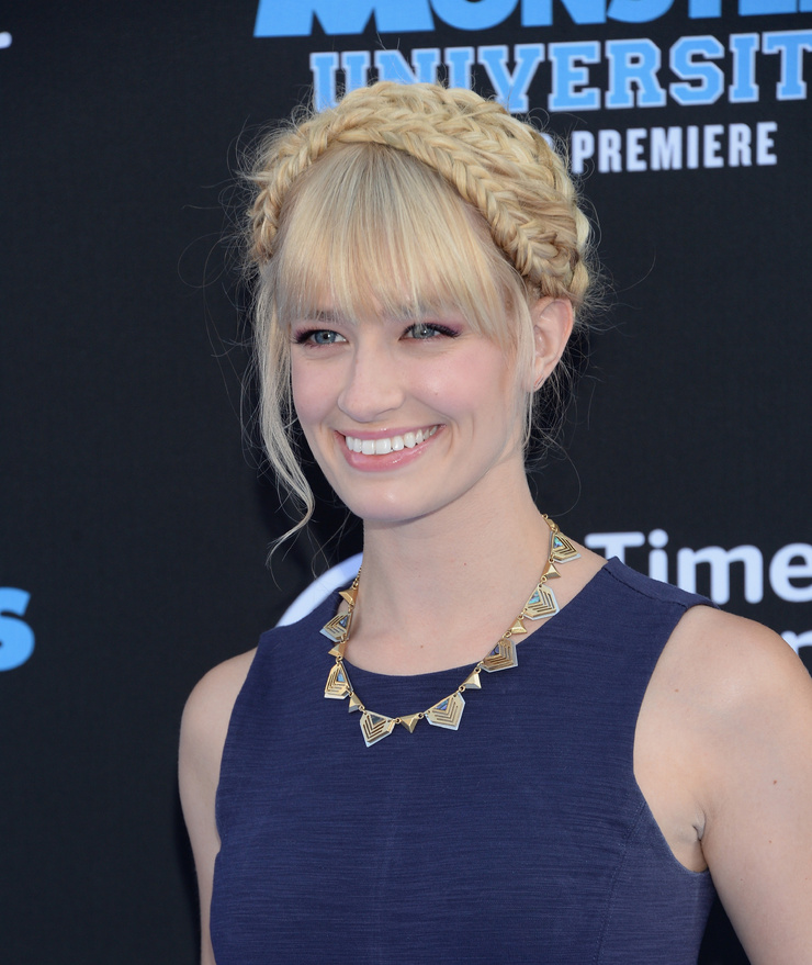 Picture of Beth Behrs