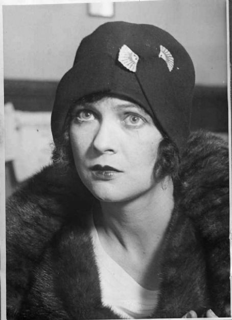 Picture of Jacqueline Logan