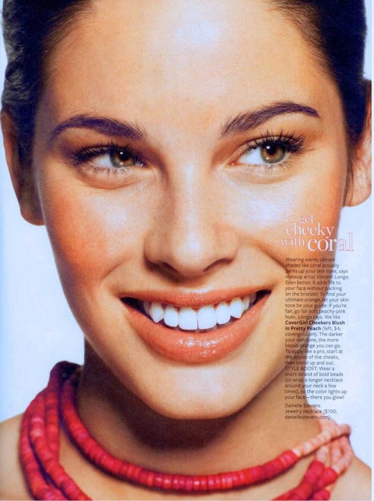 Picture of Alexandra Genis