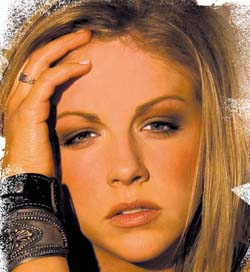 Picture of Lesley Roy