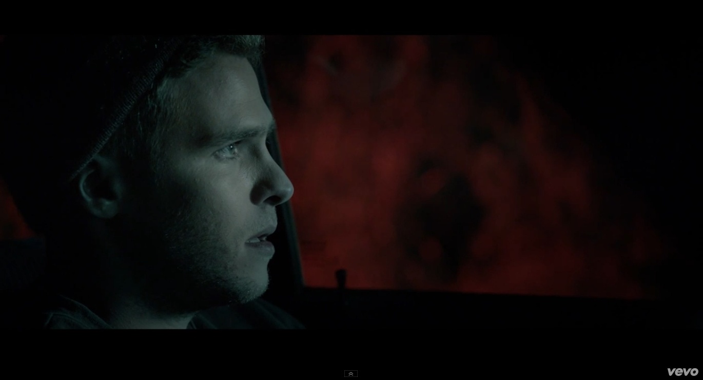 Picture of Iain De Caestecker