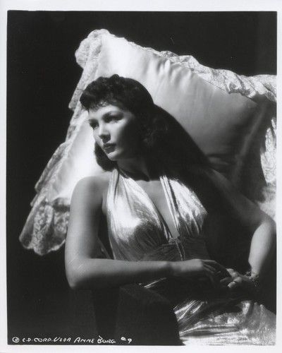 Picture of Veda Ann Borg