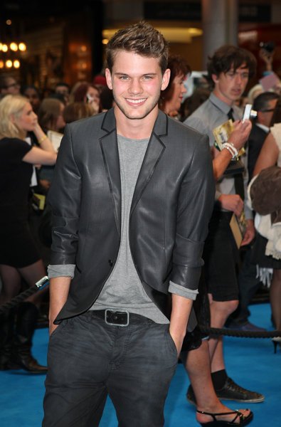 Picture of Jeremy Irvine