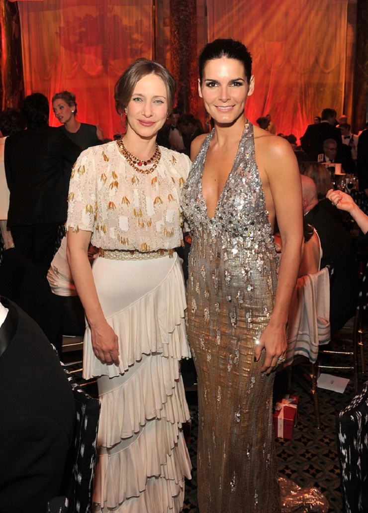 Picture of Angie Harmon