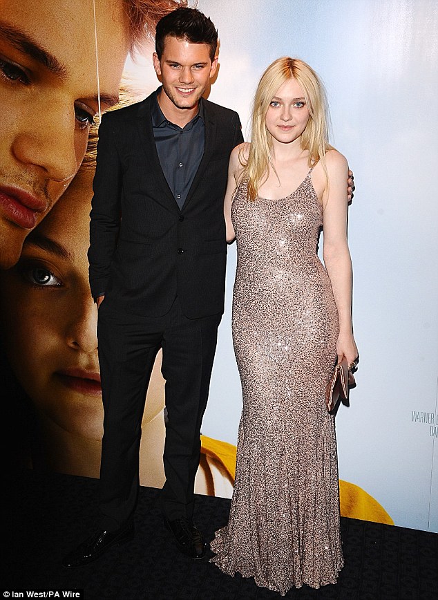 Jeremy Irvine picture