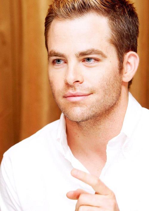 Picture of Chris Pine